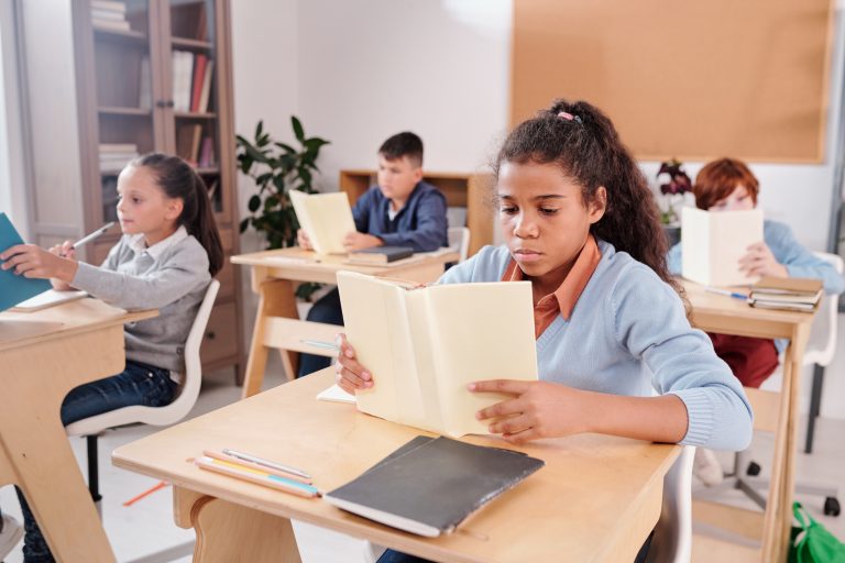 Popcorn Reading: Benefits, Drawbacks, And Better Alternatives | ClassPoint